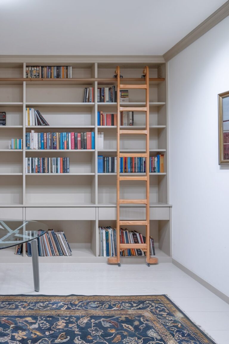 33 Home Office Shelving Ideas for Your Workspace