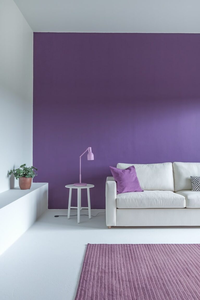 22 Purple Living Room Ideas for an Elegant and Sophisticated Space